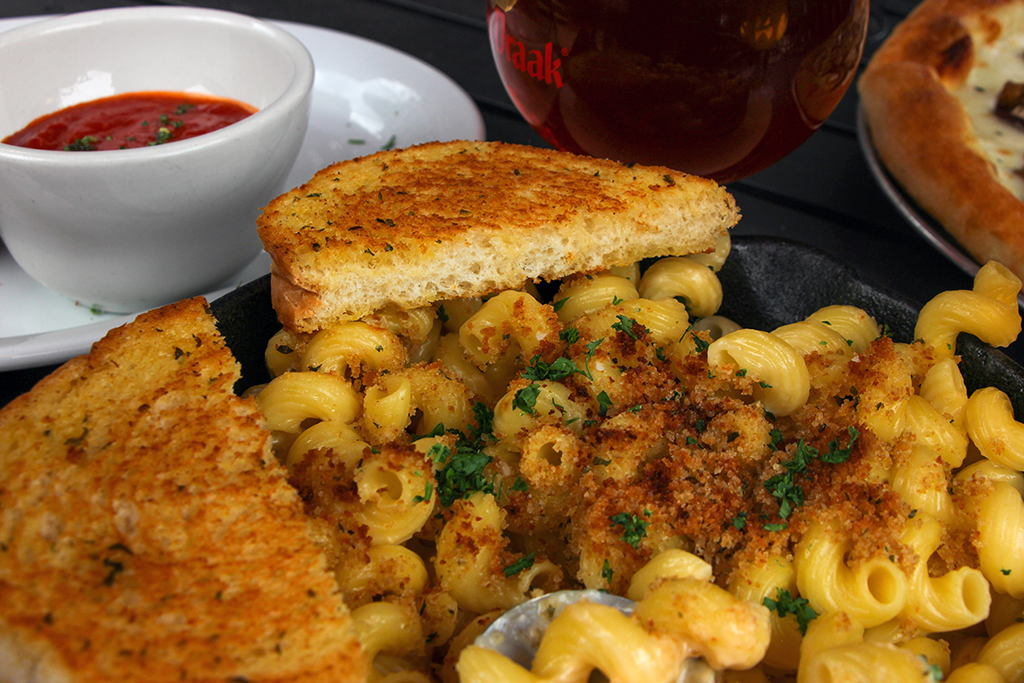 Baked Mac N Cheese – Prospector's Pizzeria & Alehouse